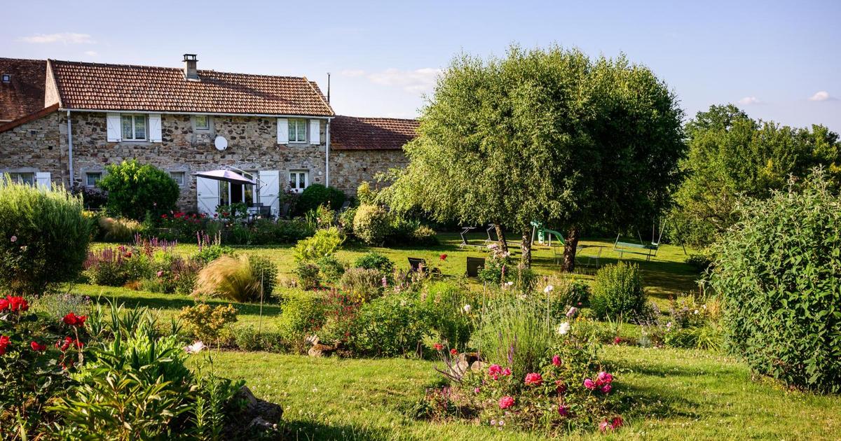 Gîte - Gîte au jardin Le Poivre - SAINT-ROMAIN-SOUS-GOURDON, Bourgogne ...