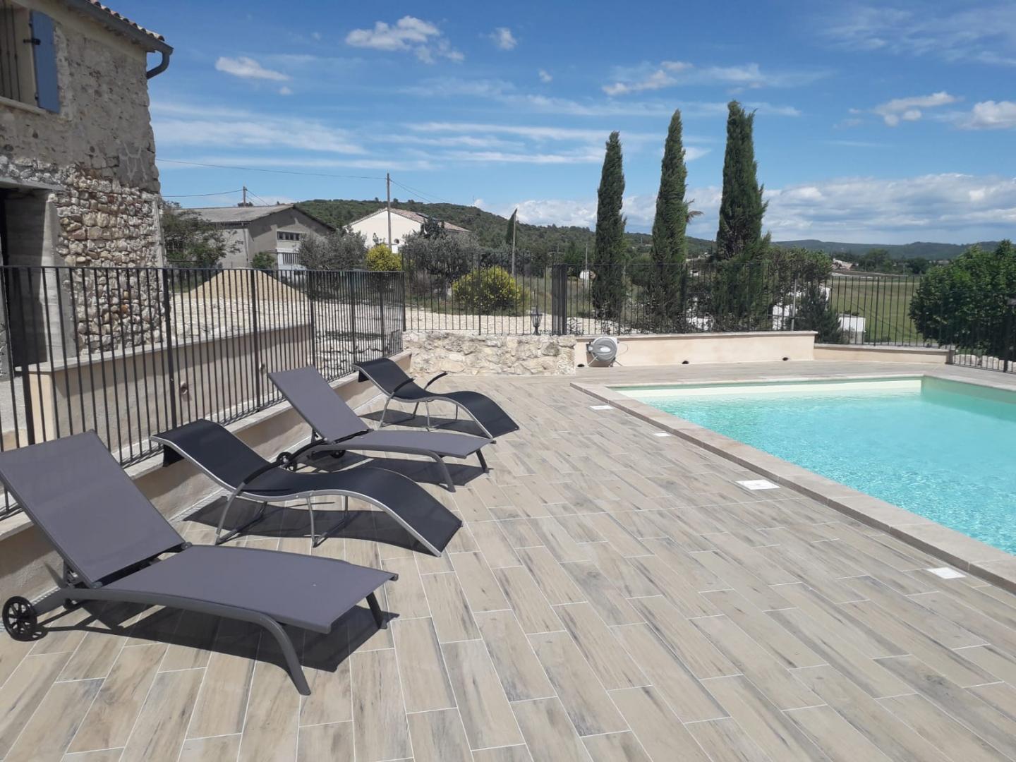 Gîte - A la campagne côté piscine - VINON SUR VERDON, Provence-Alpes ...