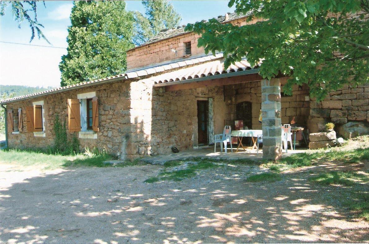 Gîte - La Grange - SAINT-PIERRE-SAINT-JEAN, Auvergne-Rhône-Alpes ...
